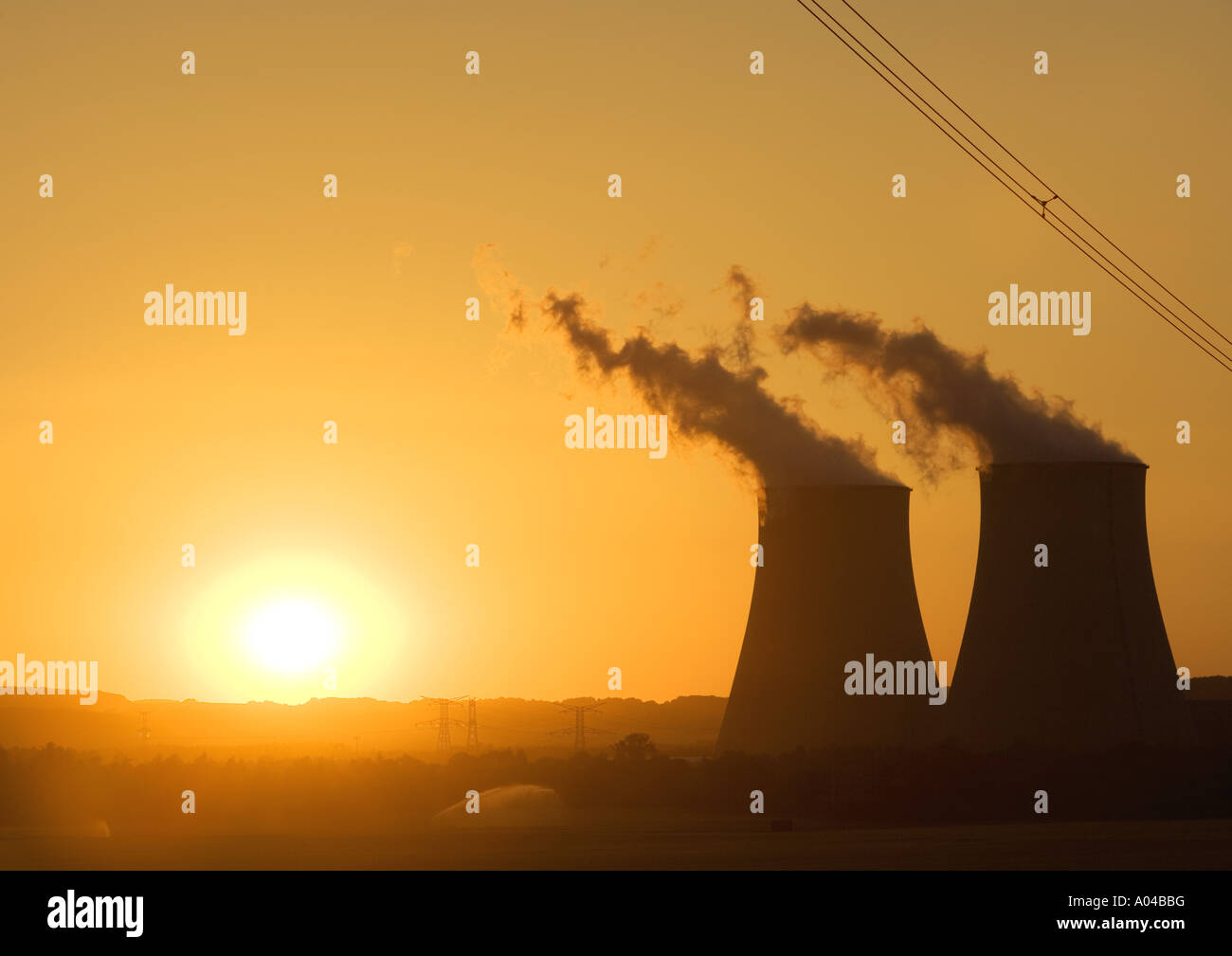 Nuclear power stations at sunset hi-res stock photography and images ...