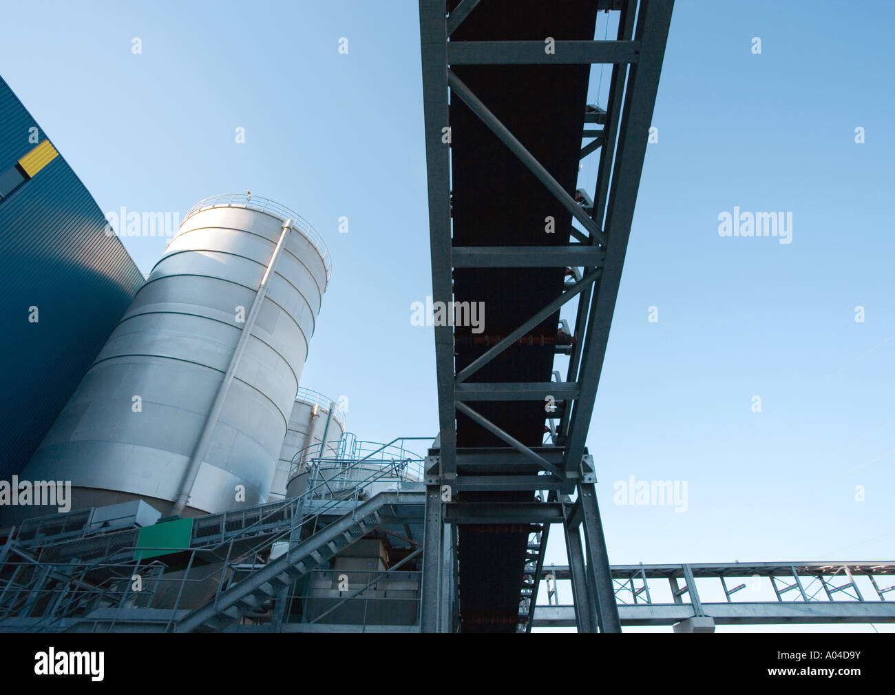 Pulper tank hi-res stock photography and images - Alamy
