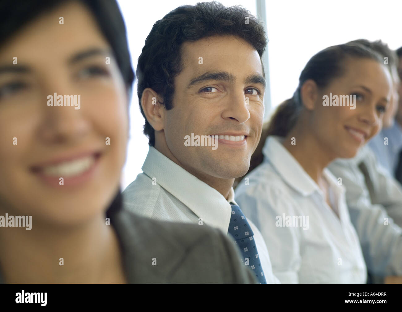 Row of people with cameras hi-res stock photography and images - Alamy