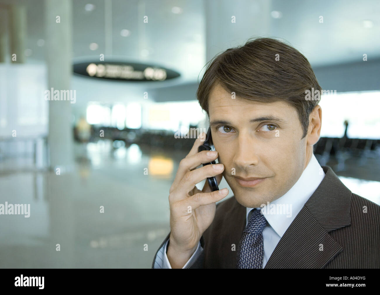 Concourse telephones hi-res stock photography and images - Alamy