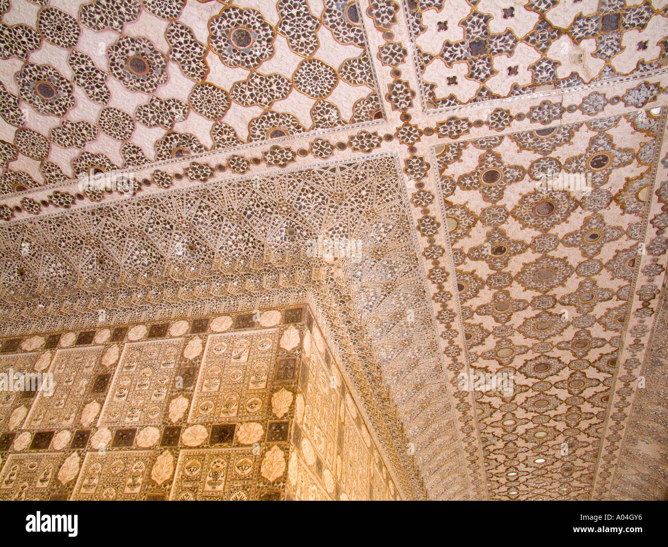 Sheesh mahal amber fort jaipur india hi-res stock photography and ...