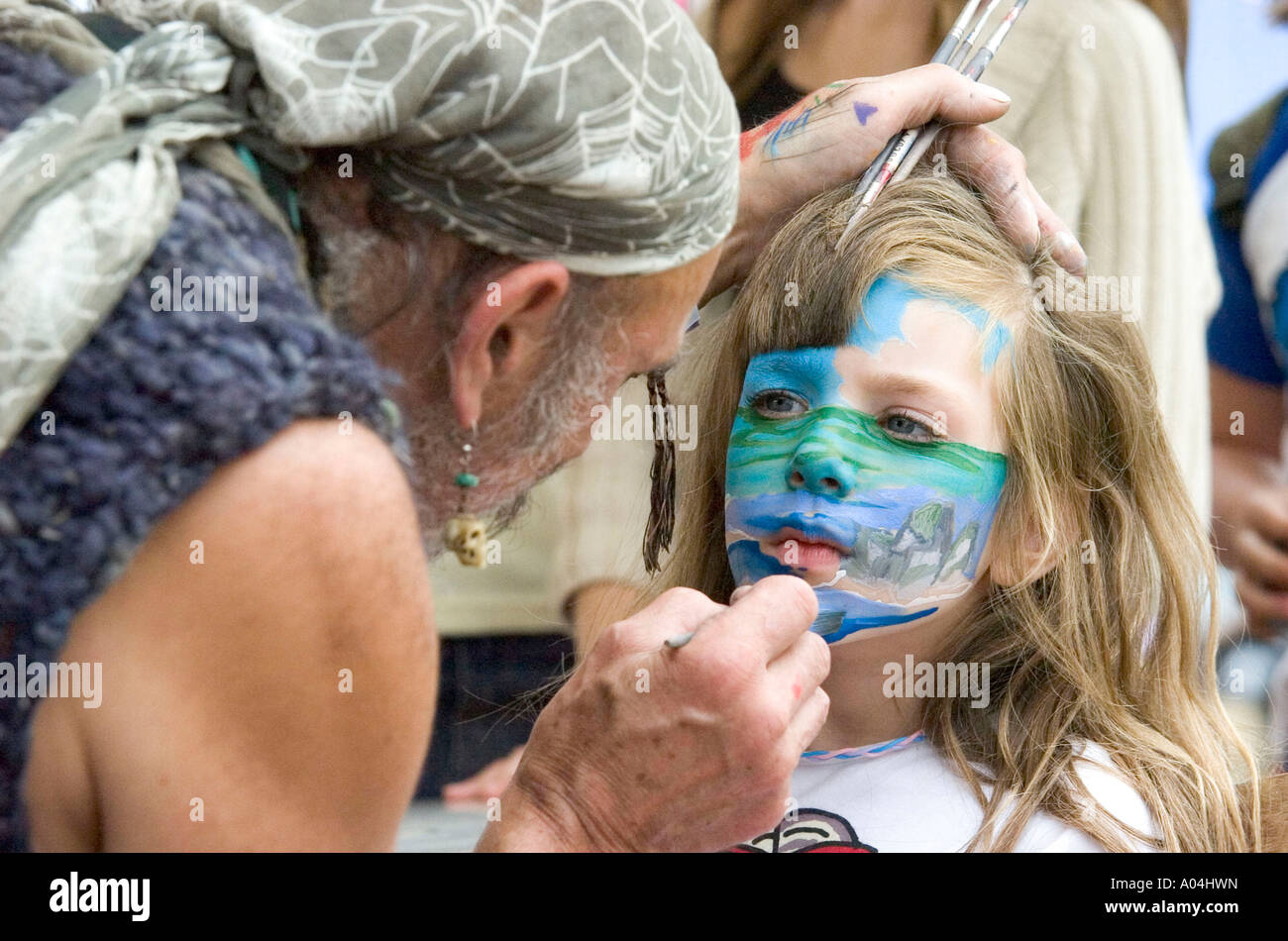 Mucky girl hi-res stock photography and images - Alamy