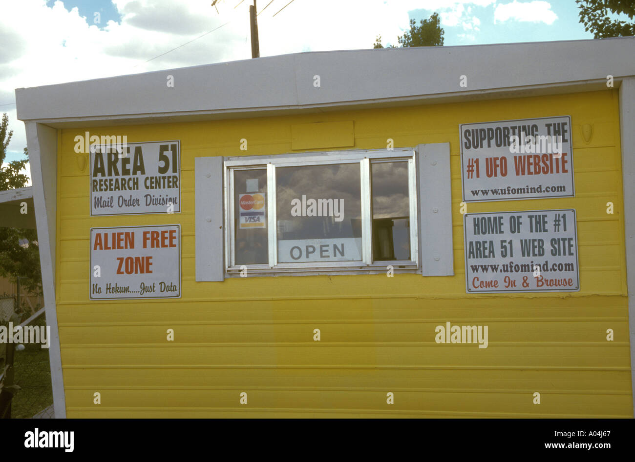 Alien research center nevada hi-res stock photography and images - Alamy
