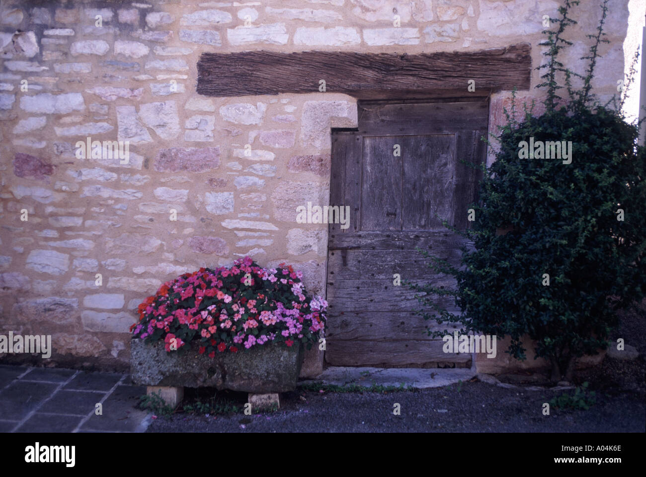 Lintel of doorway hi-res stock photography and images - Alamy