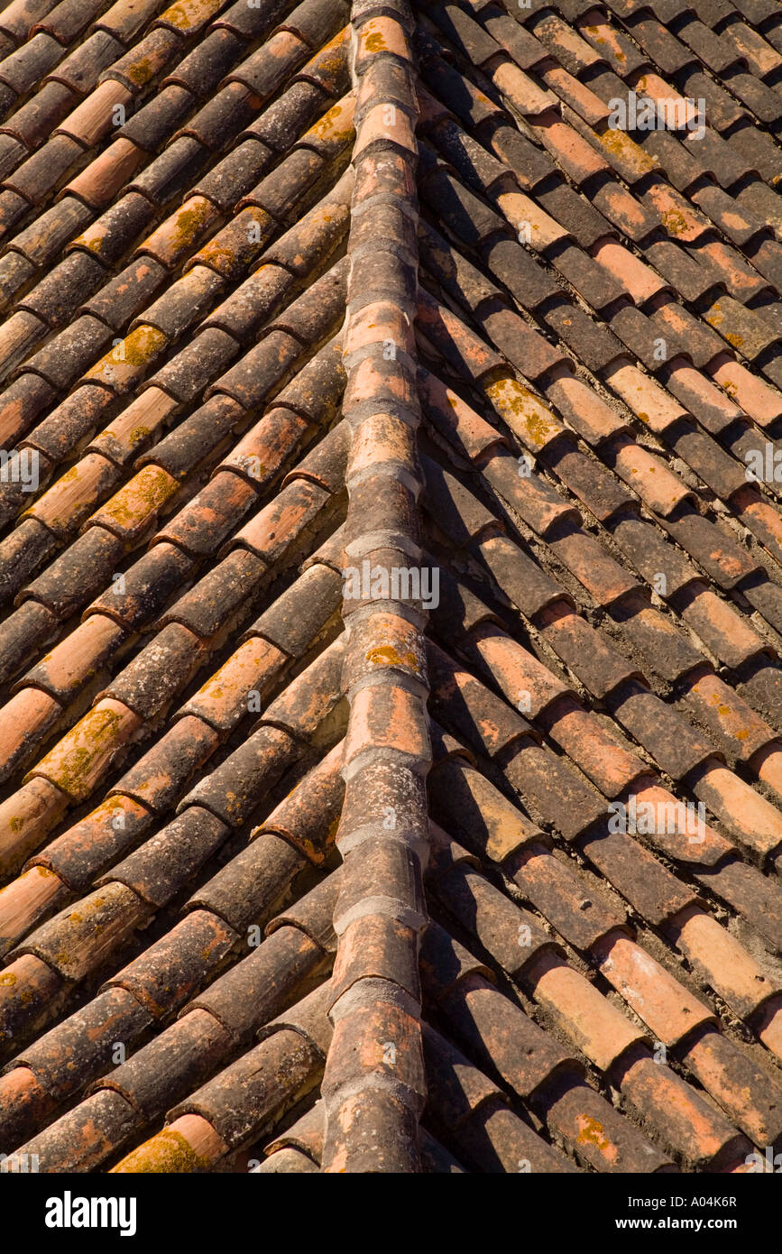 Spanish tiles design hi-res stock photography and images - Alamy