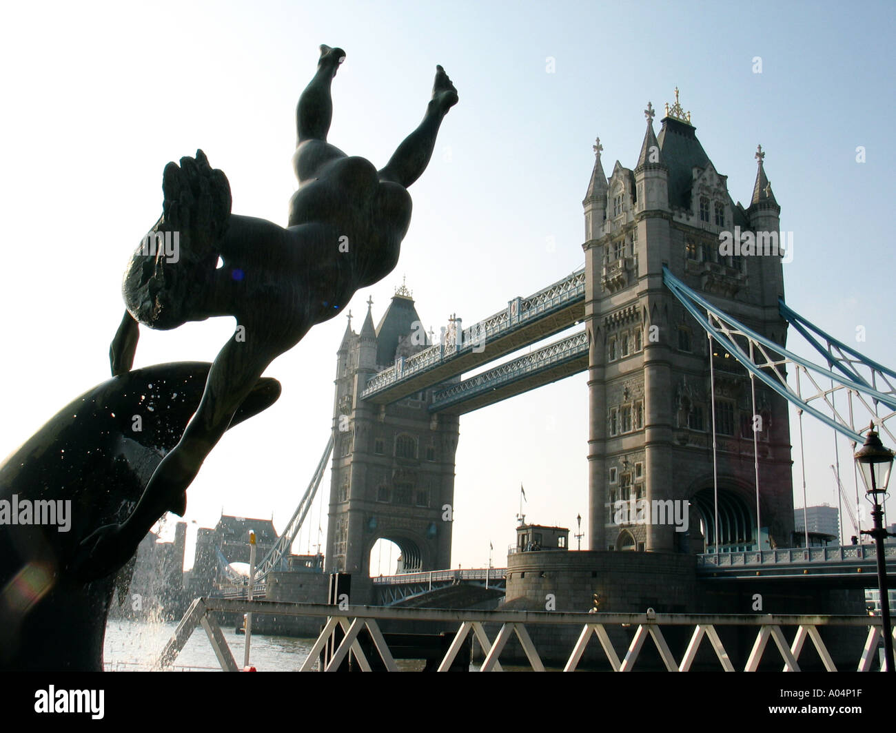 London Tower Bridge Blue Sky Dolphin Stock Photos & London Tower Bridge ...