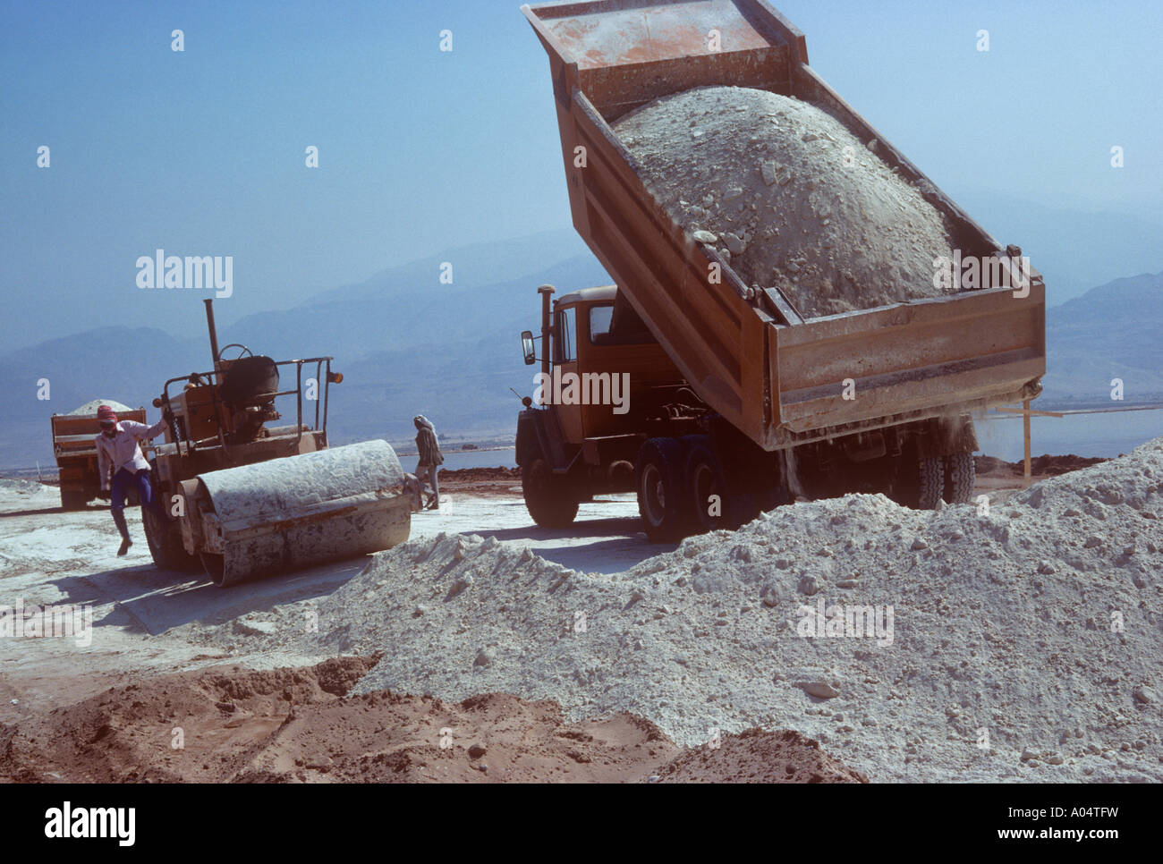 Dead economy hi-res stock photography and images - Alamy