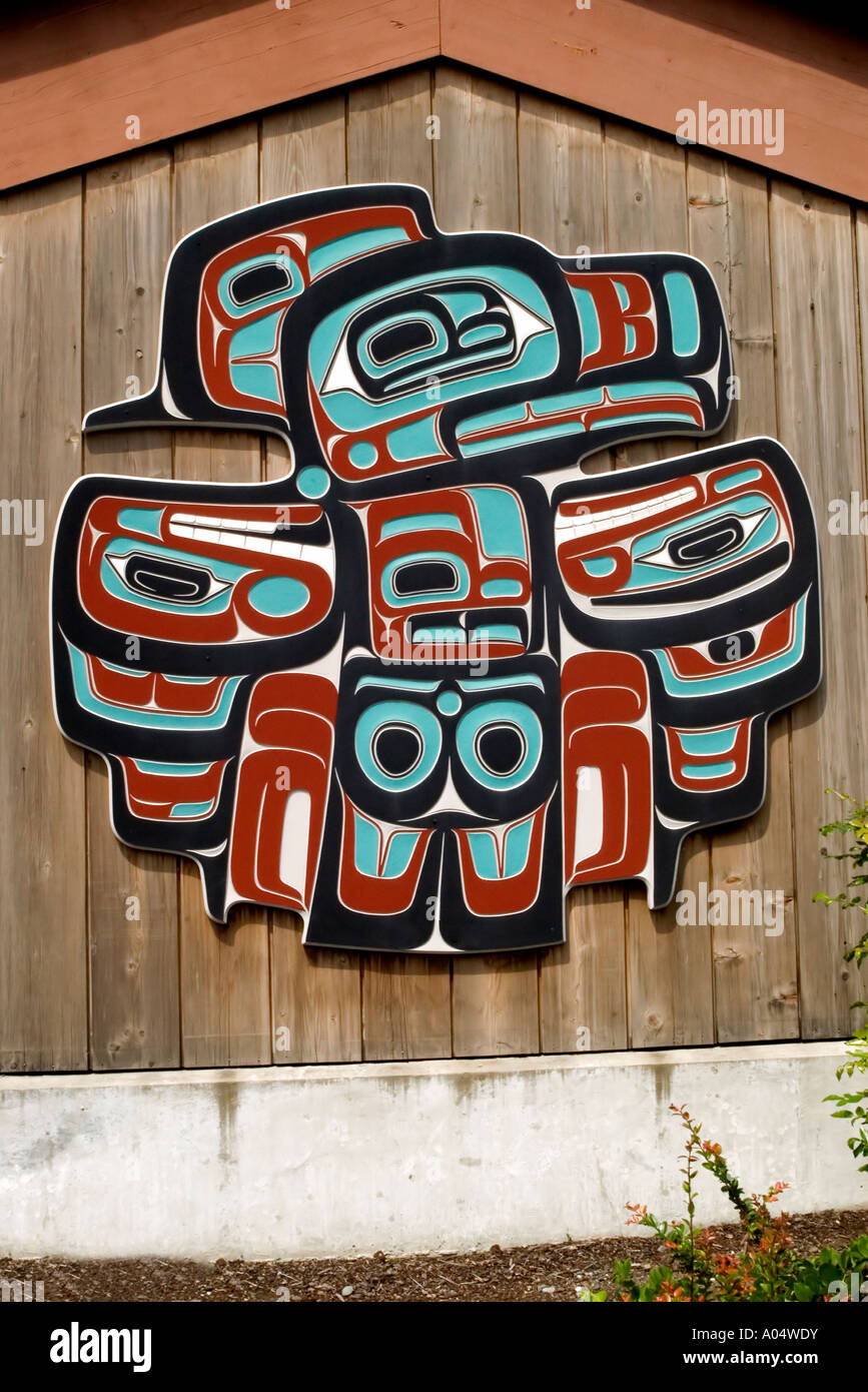 USA, Washington, Sequim Jamestown, S'Klallam Tribal Center, painted ...