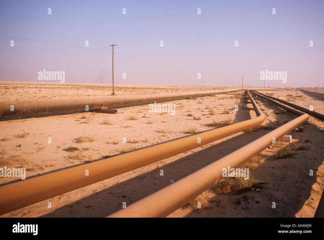 Oil-pipeline stretching across the island of Bahrain Stock Photo - Alamy