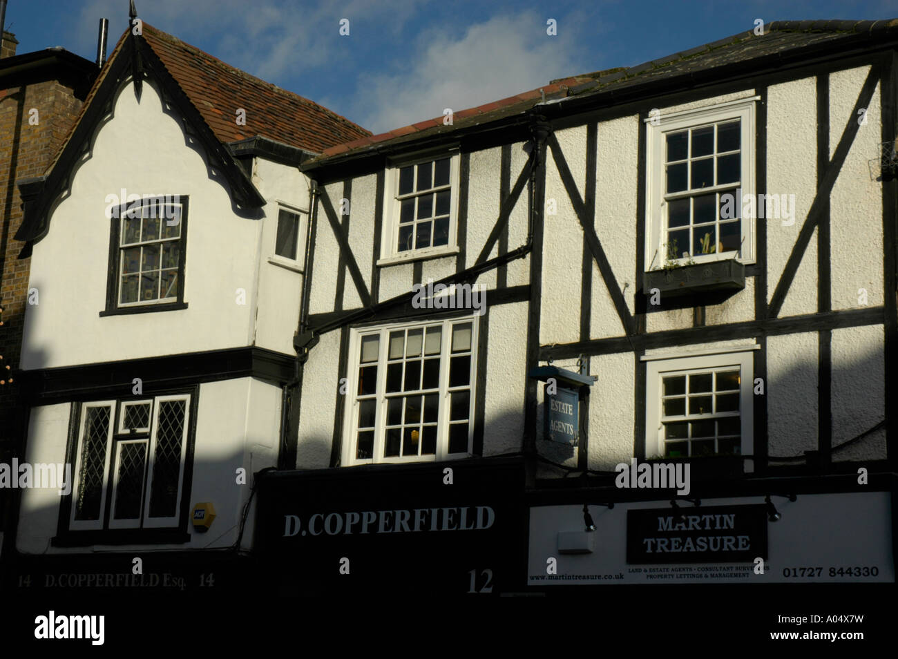 High street st albans hi-res stock photography and images - Alamy