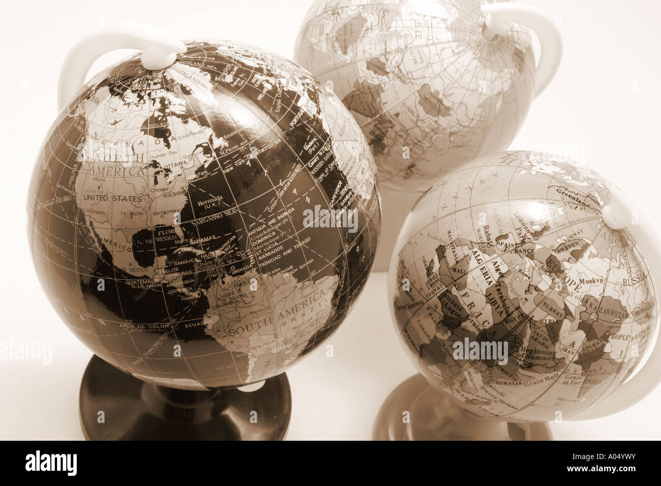 Desk globes hi-res stock photography and images - Alamy