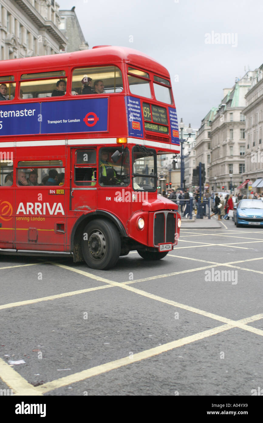 London Routemaster December 2005 Stock Photo - Alamy