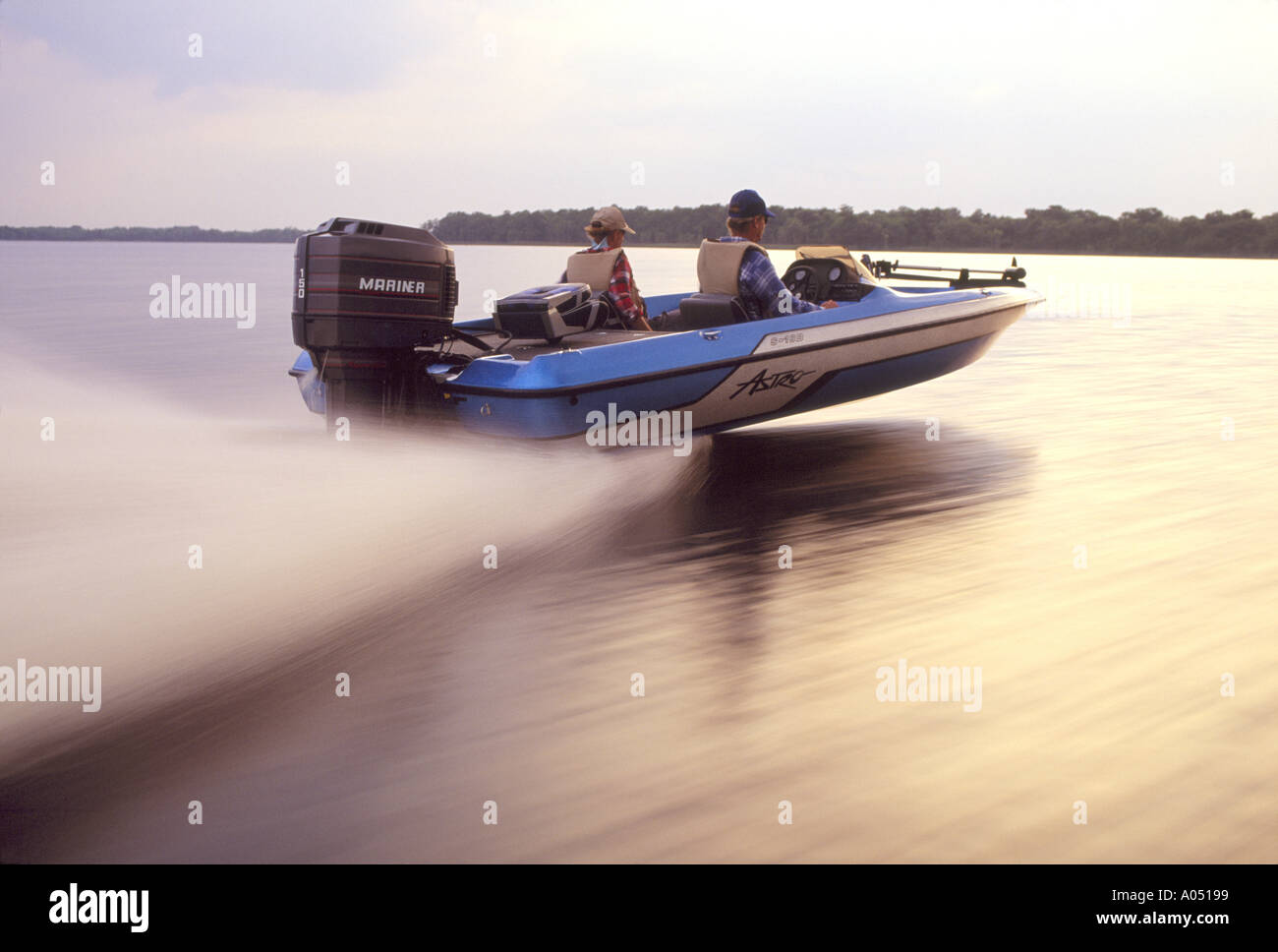 Running fast in a bass boat Stock Photo - Alamy