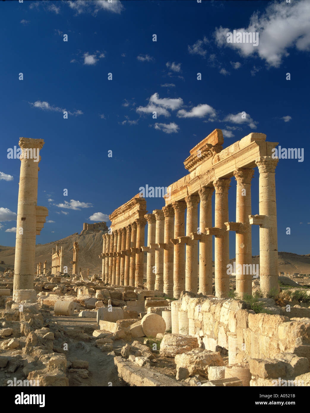 Palmyre temple hi-res stock photography and images - Alamy