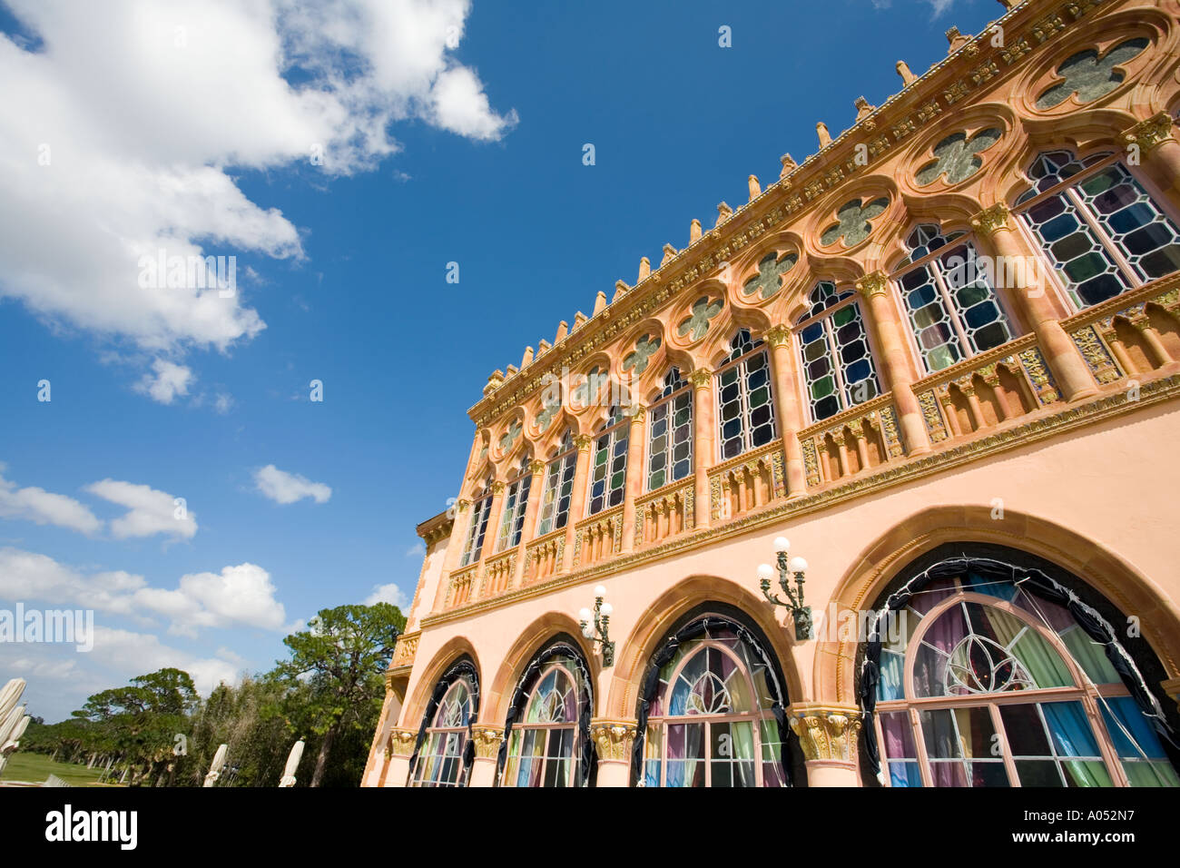 Ringling ringlings hi-res stock photography and images - Alamy