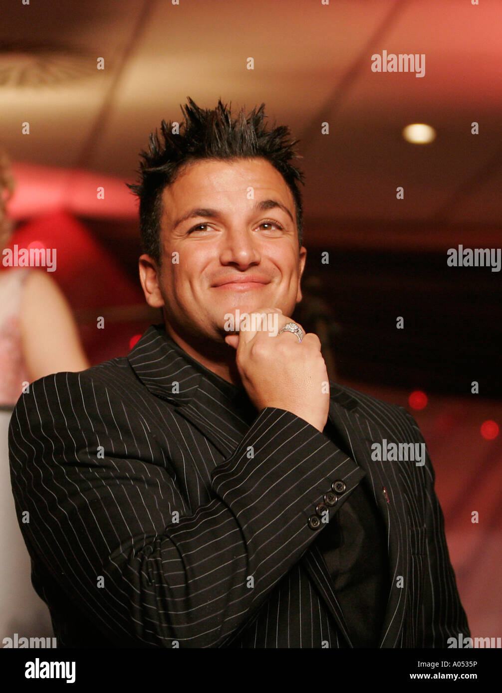 Pop singer peter andre hi-res stock photography and images - Alamy