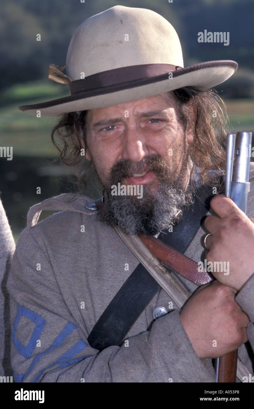 Confederate soldier portrait hi-res stock photography and images - Alamy