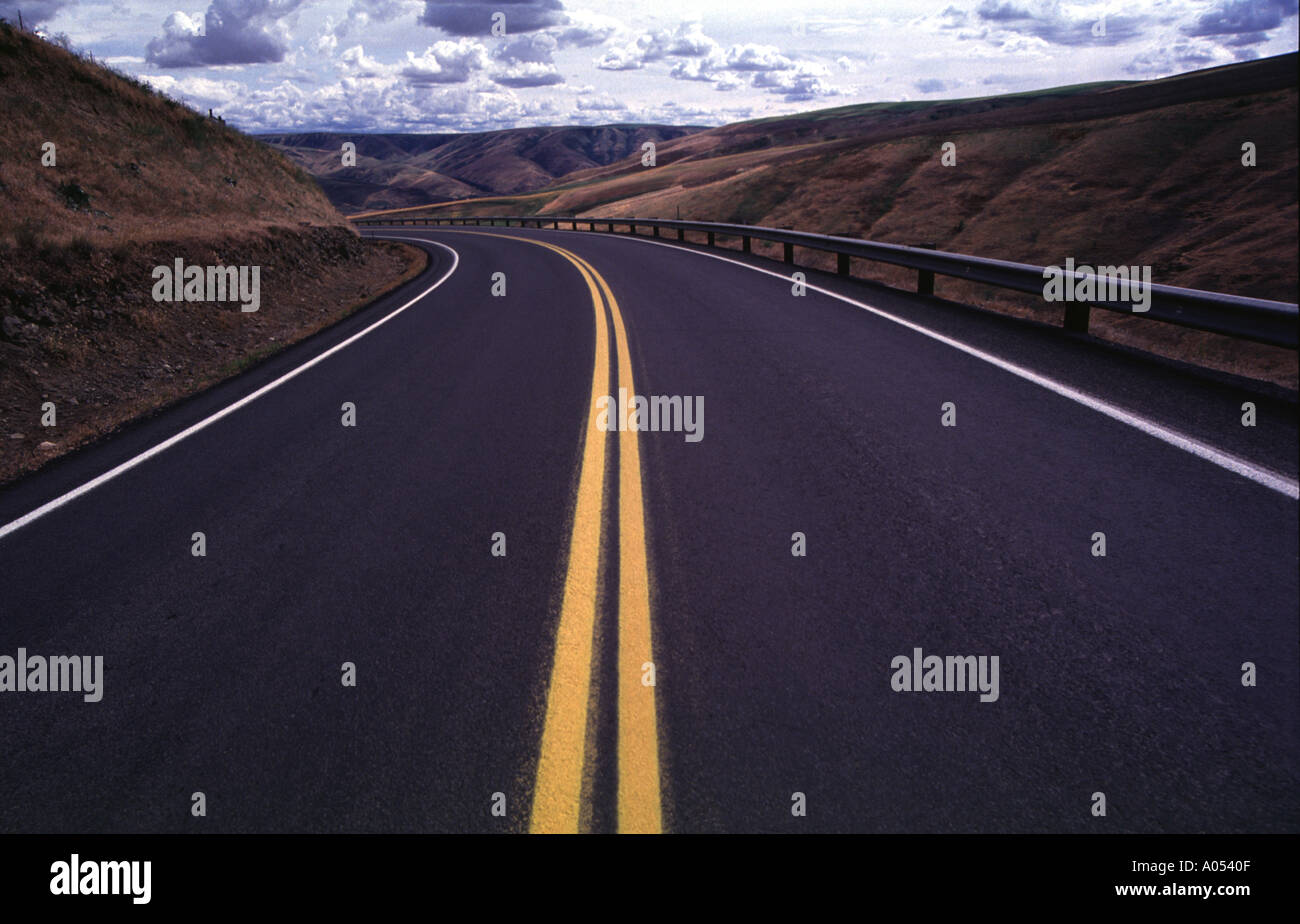 Rural state highways hi-res stock photography and images - Alamy
