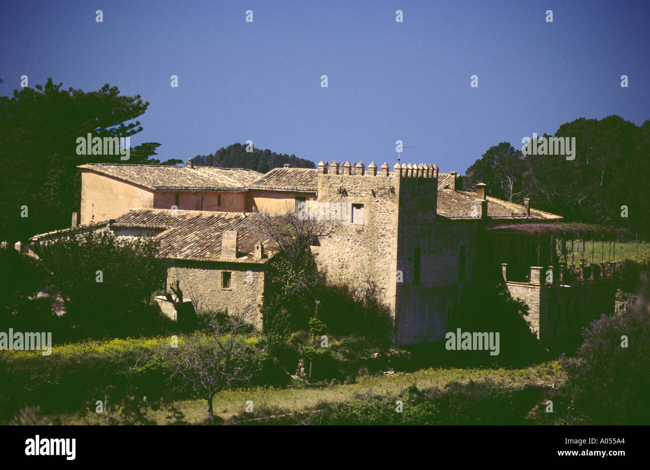 spain mallorca finca farmhouse Stock Photo - Alamy