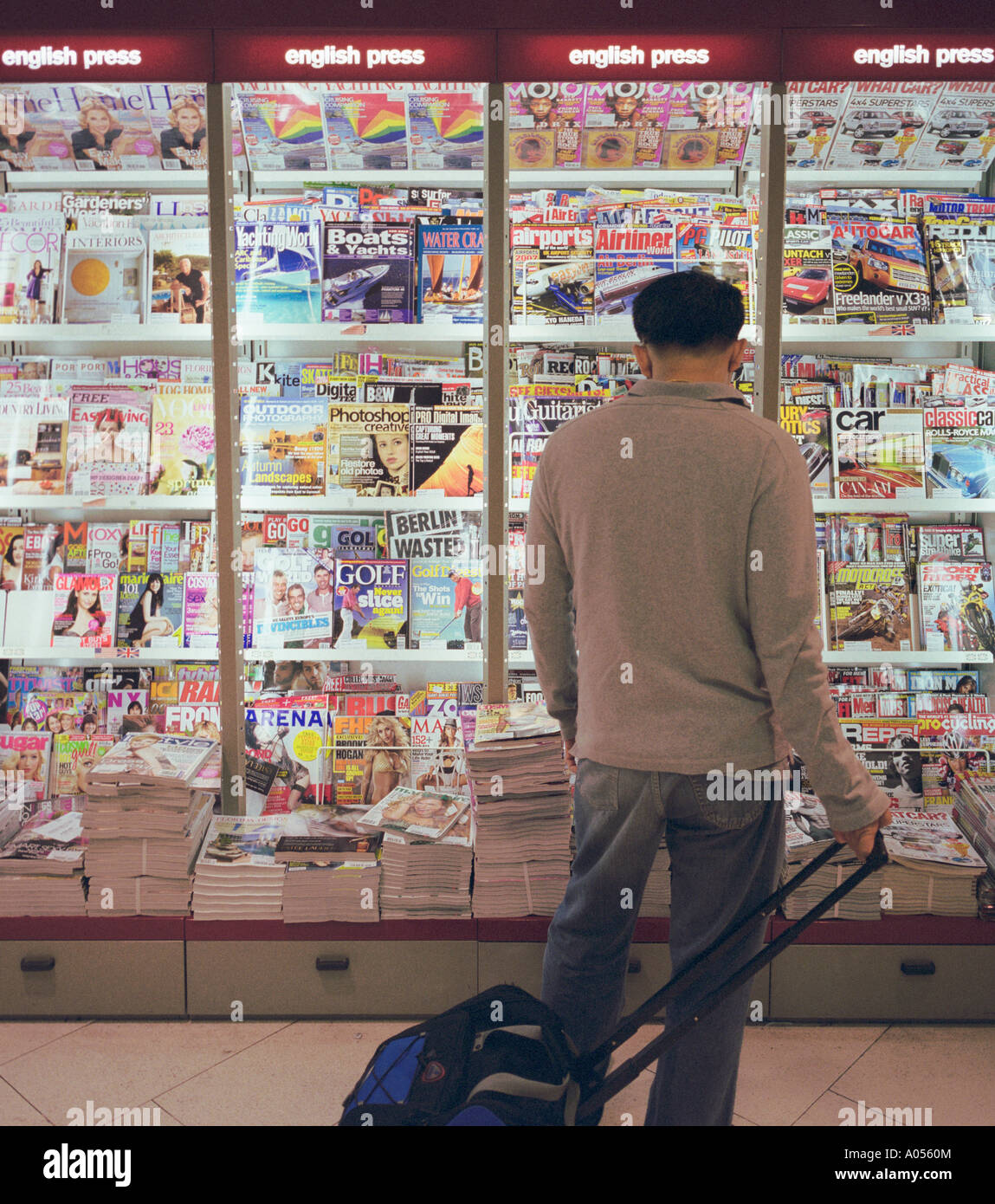 Relay rack hi-res stock photography and images - Alamy