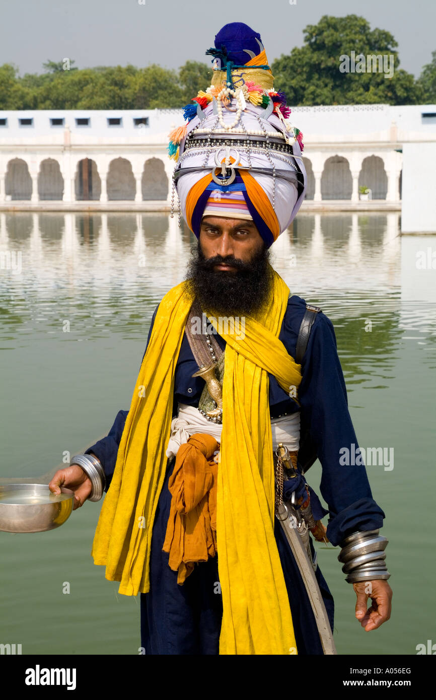 Portrait of colorful Sika Hindu religious man in famous Bangla Shib ...