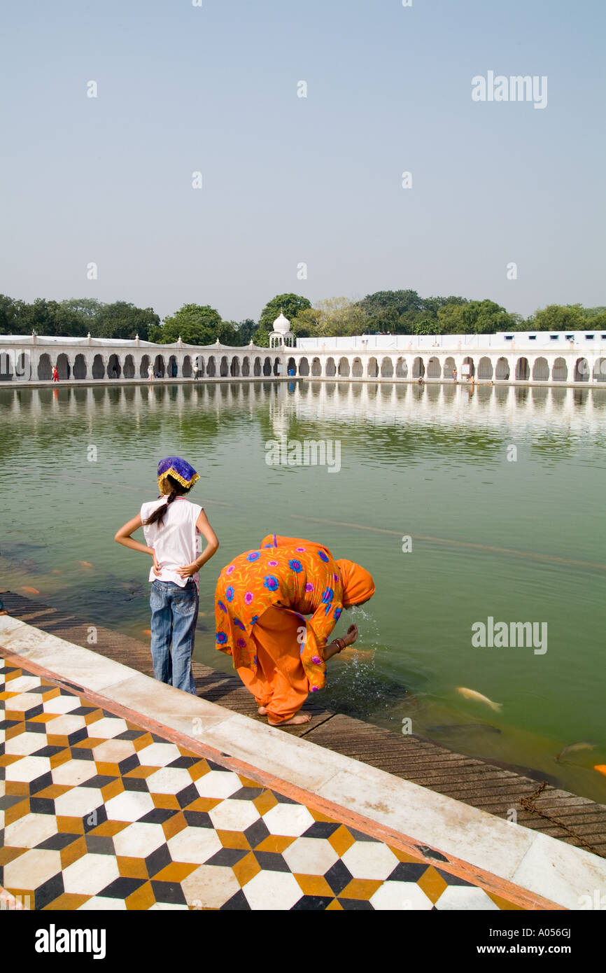 Bangla shib gurudwara sika hi-res stock photography and images - Alamy