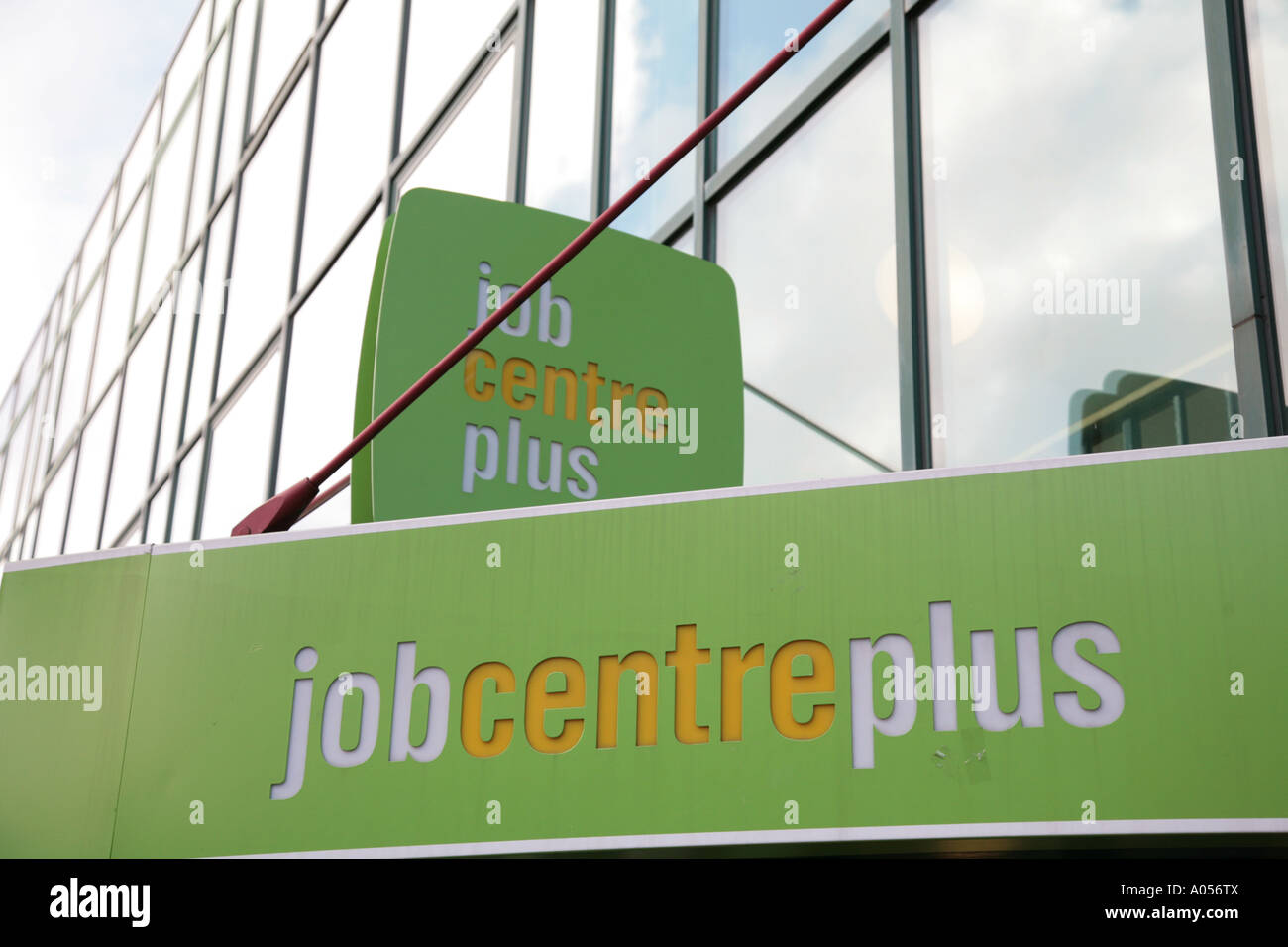 Job centre plus training hi-res stock photography and images - Alamy