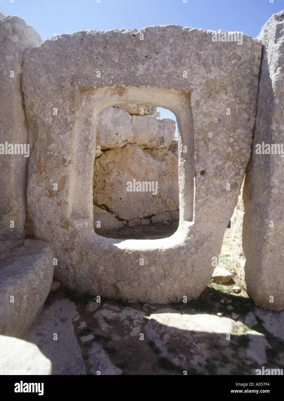 dh HAGAR QIM MALTA Neolithic temple ruins stonewall slabs window stone ...
