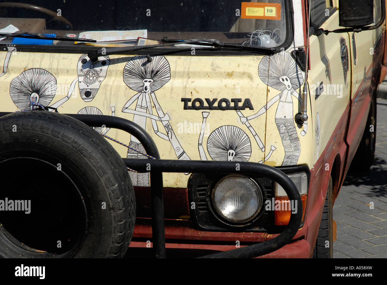 Aboriginal vehicle hi-res stock photography and images - Alamy