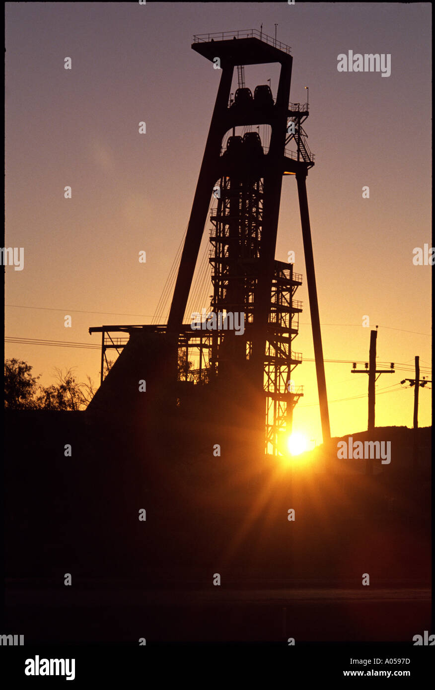 Mine head frame hi-res stock photography and images - Alamy