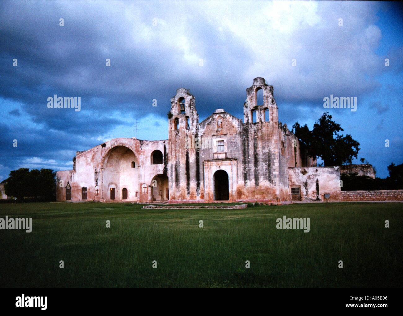 Muna hi-res stock photography and images - Alamy