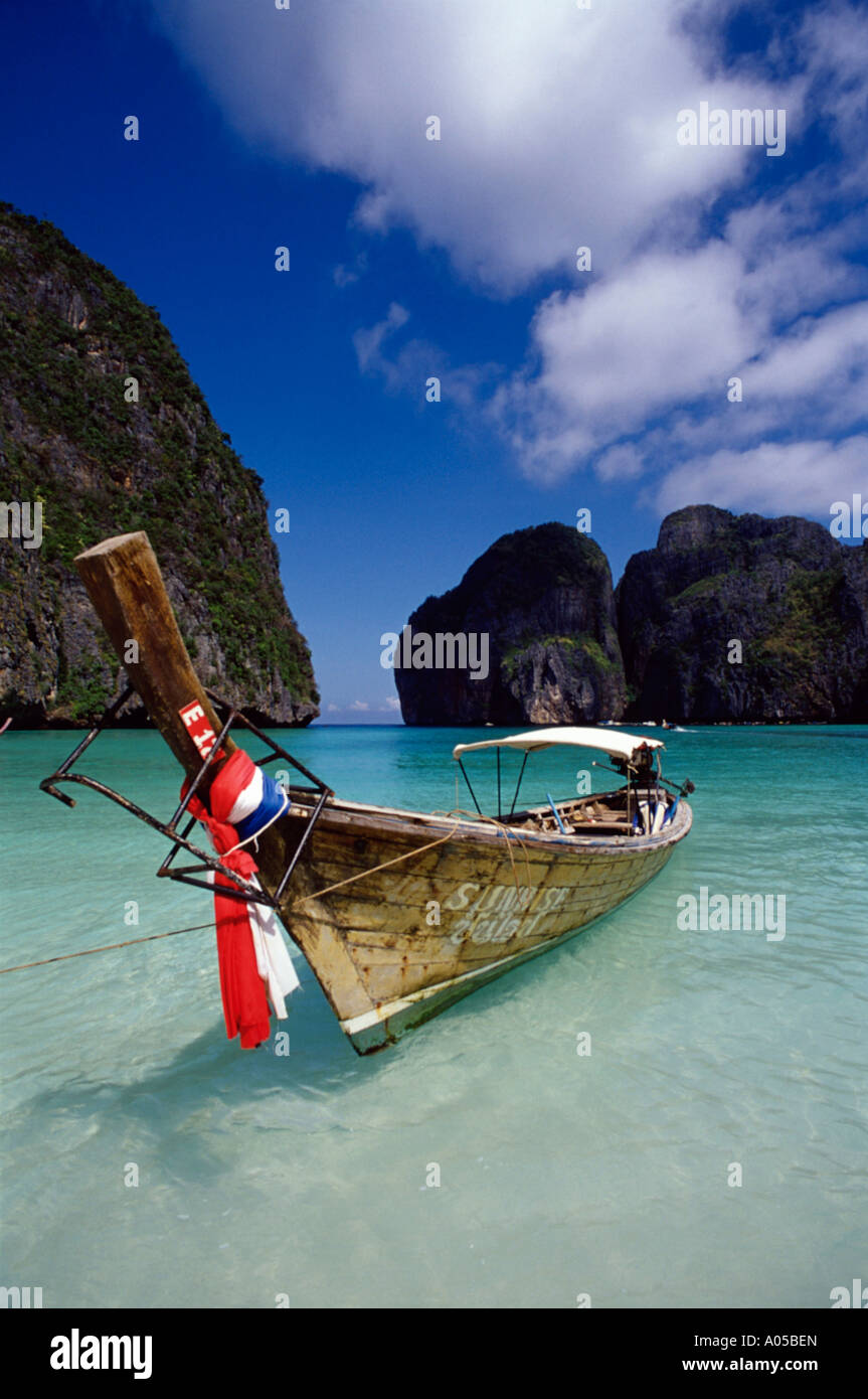 Phi Phi Lay, May Yah Bay, Day Stock Photo - Alamy