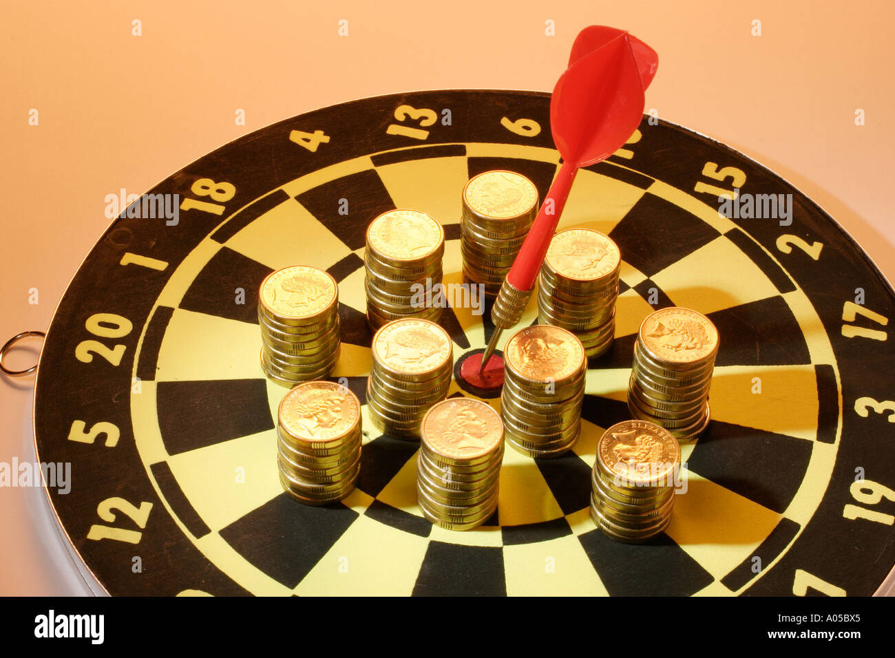 Bullseye prize hi-res stock photography and images - Alamy