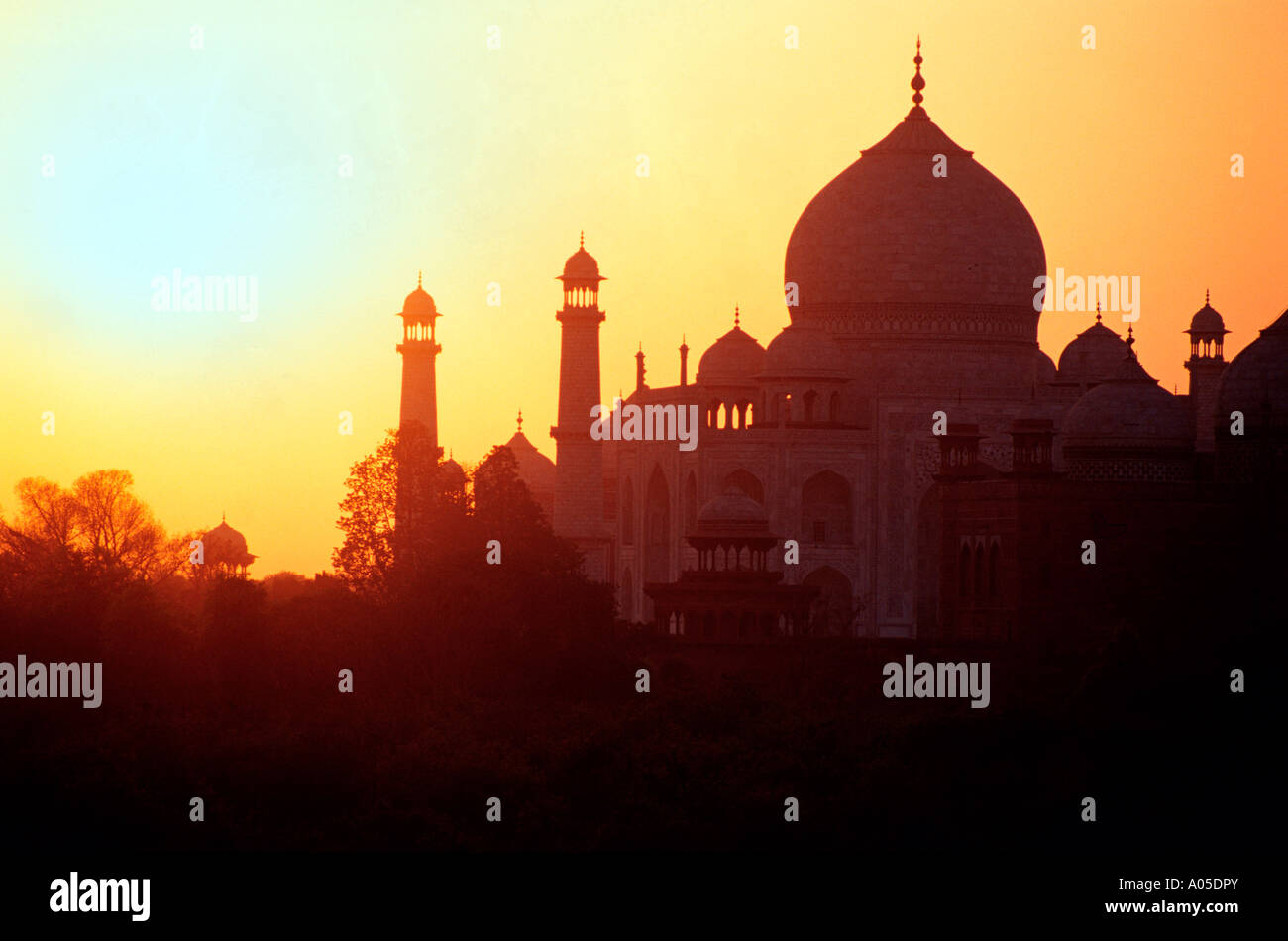 Agra, Taj Mahal Sunset Stock Photo - Alamy