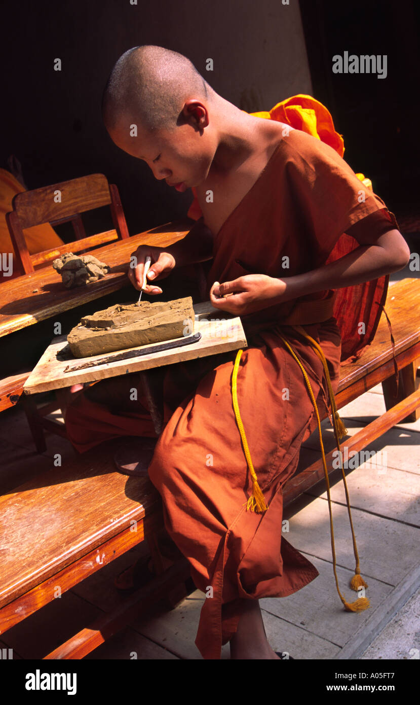 Novice monk school laos hi-res stock photography and images - Alamy