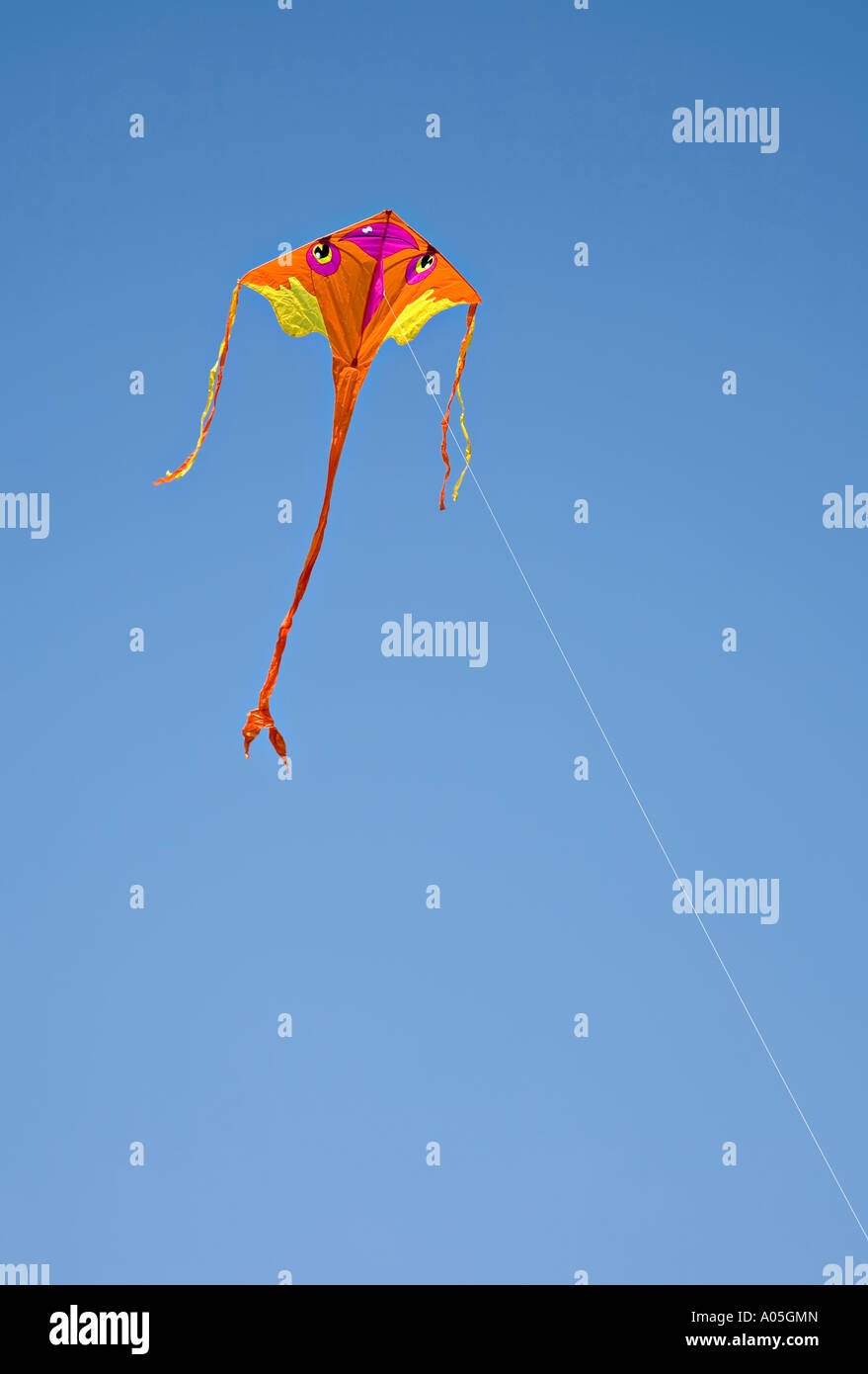 Flying kite no wind hi-res stock photography and images - Alamy
