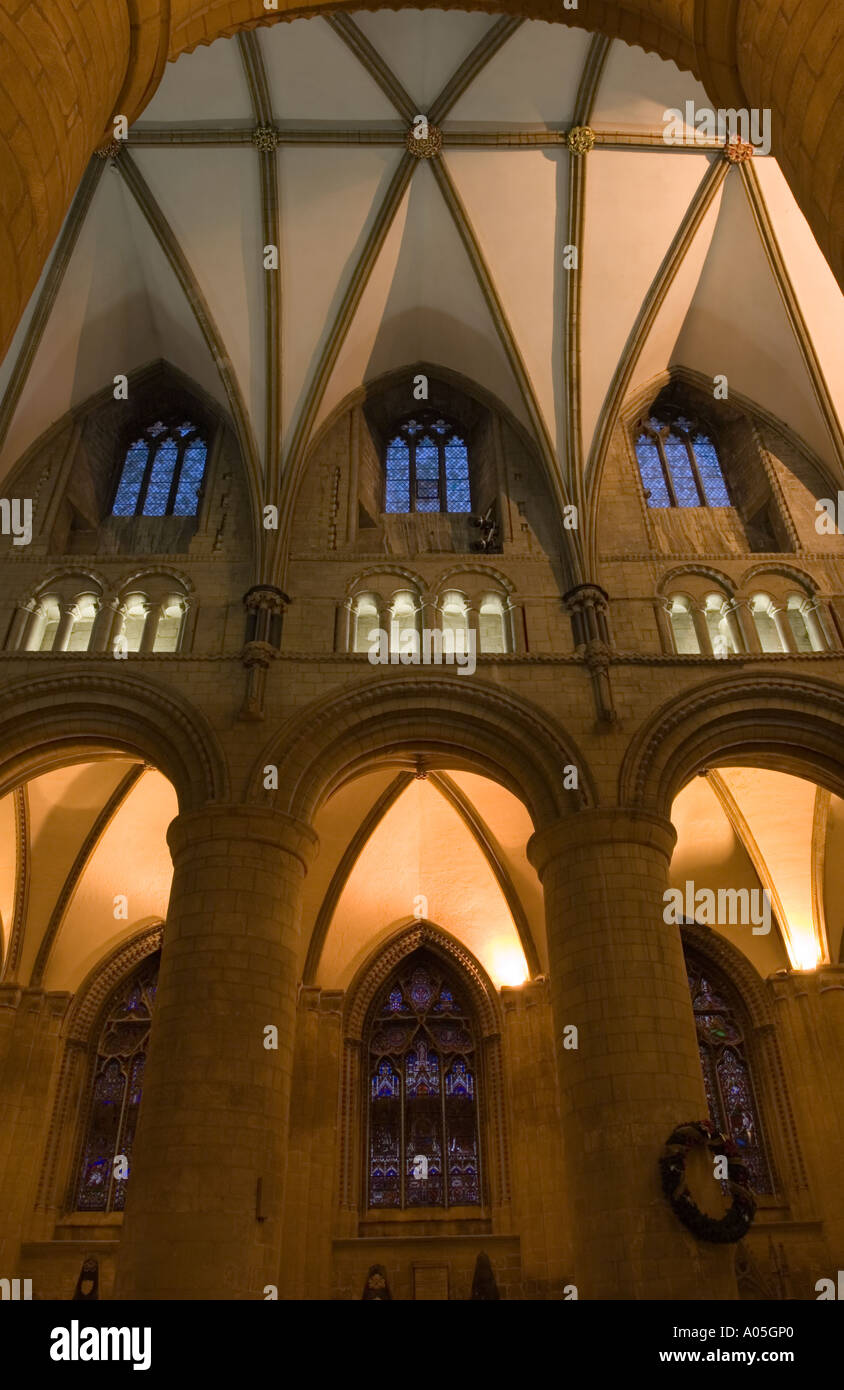 Gloucester cathedral nave hi-res stock photography and images - Alamy