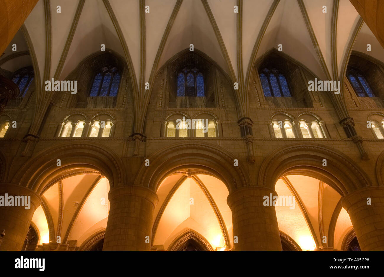 Gloucester cathedral nave hi-res stock photography and images - Alamy