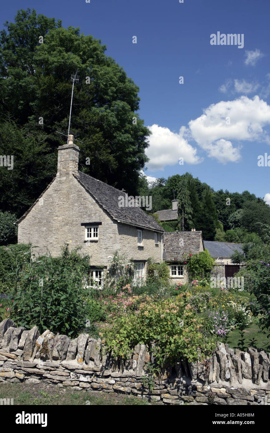 Bagendon church hi-res stock photography and images - Alamy