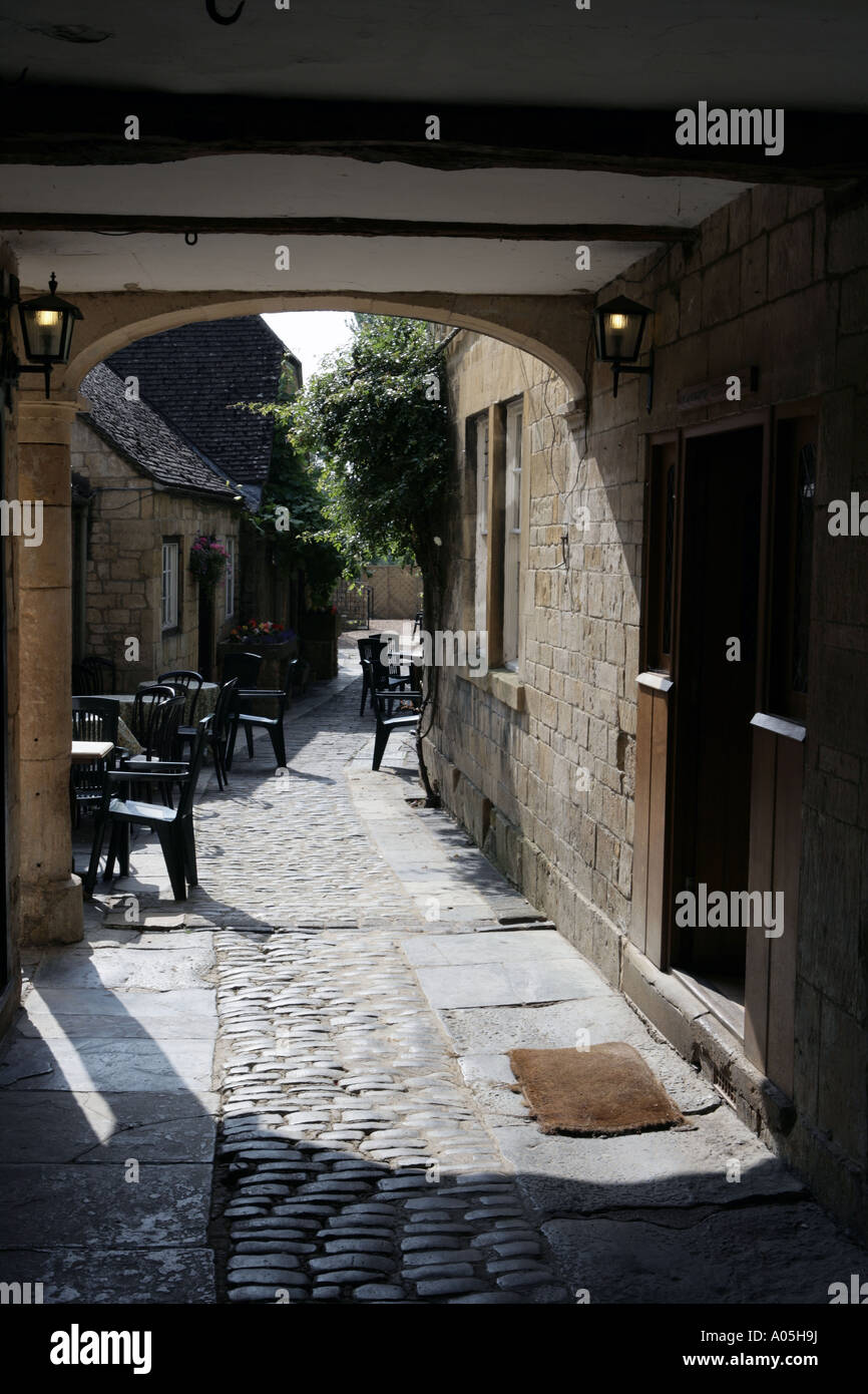 An old coaching inn in the high street at Chipping Campden a north ...