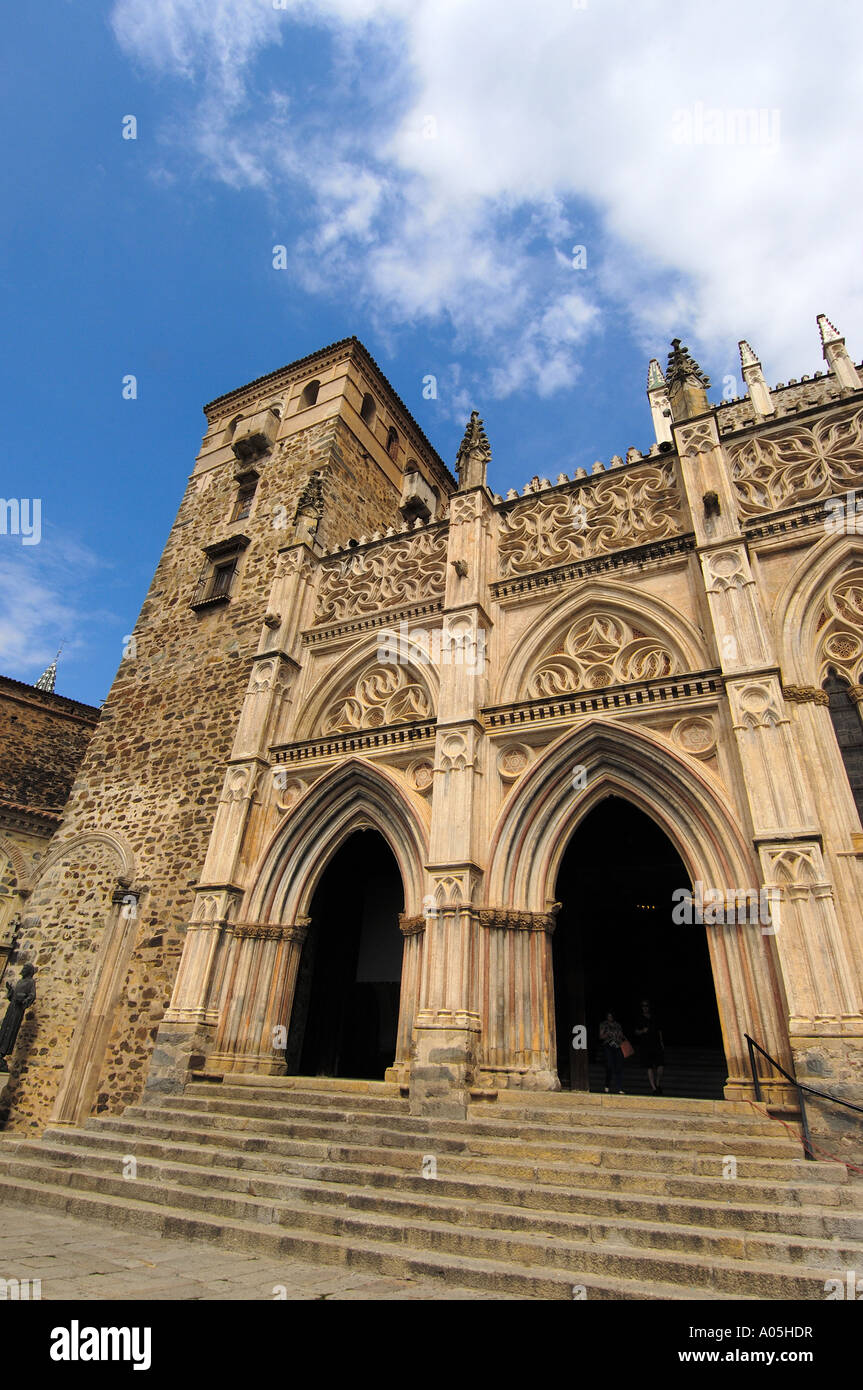 Monasteries of spain from the 14th century hi-res stock photography and ...
