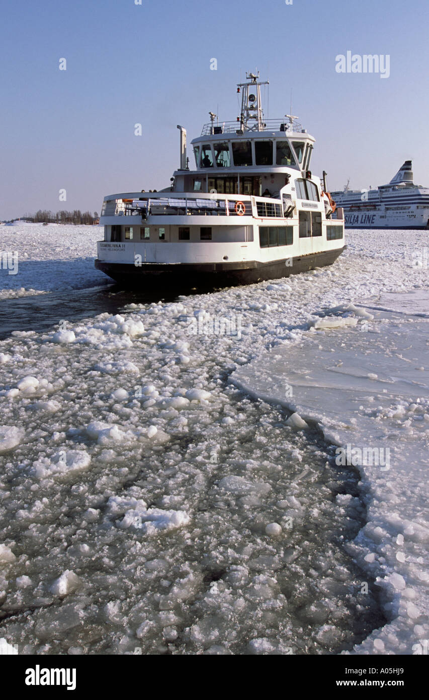 Frozen harbour helsinki finland hi-res stock photography and images - Alamy