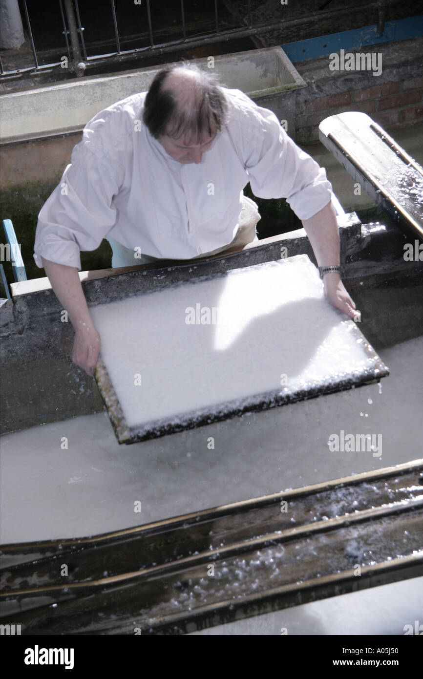 Pulp Paper Making High Resolution Stock Photography and Images - Alamy