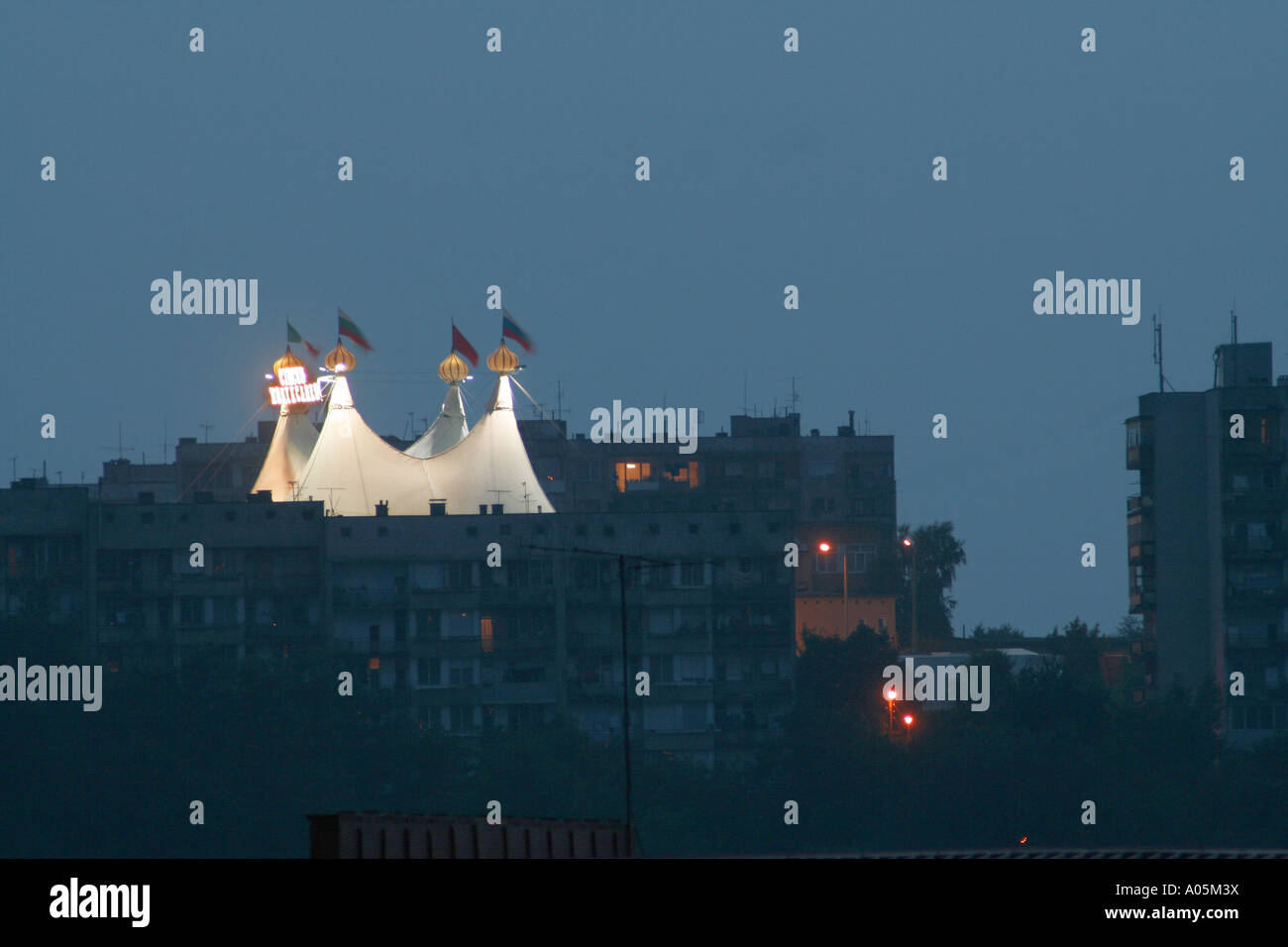 Circus hi-res stock photography and images - Alamy