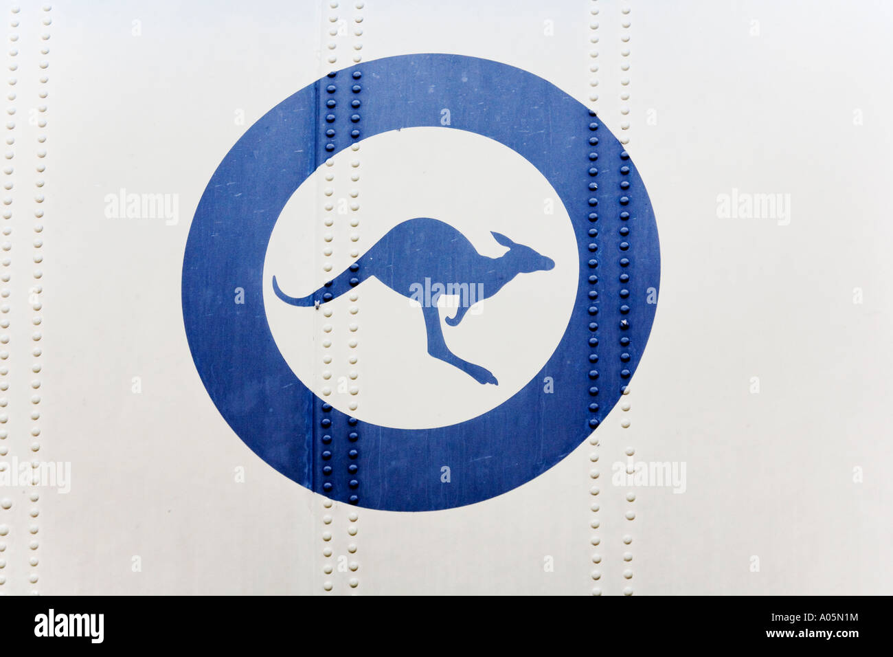 Australian kangaroo logo hi-res stock photography and images - Alamy