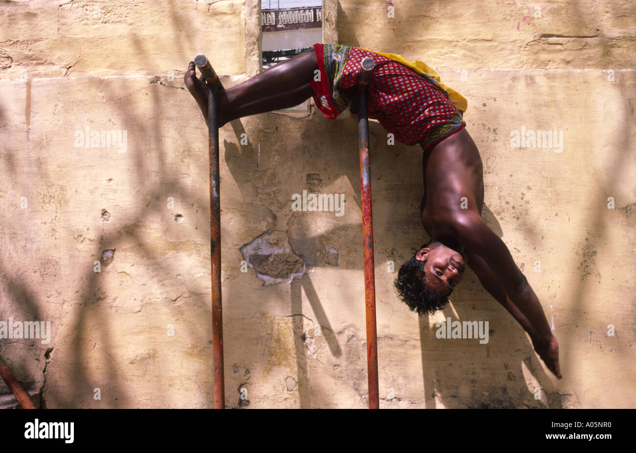 Indian workout. Varanasi, Uttar Pradesh, India Stock Photo - Alamy