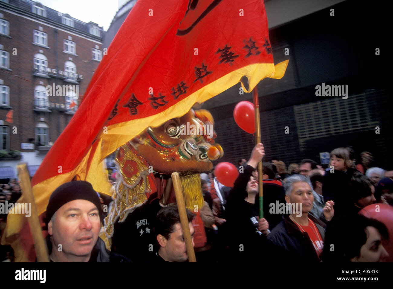 Chinese dragon parade hi-res stock photography and images - Alamy