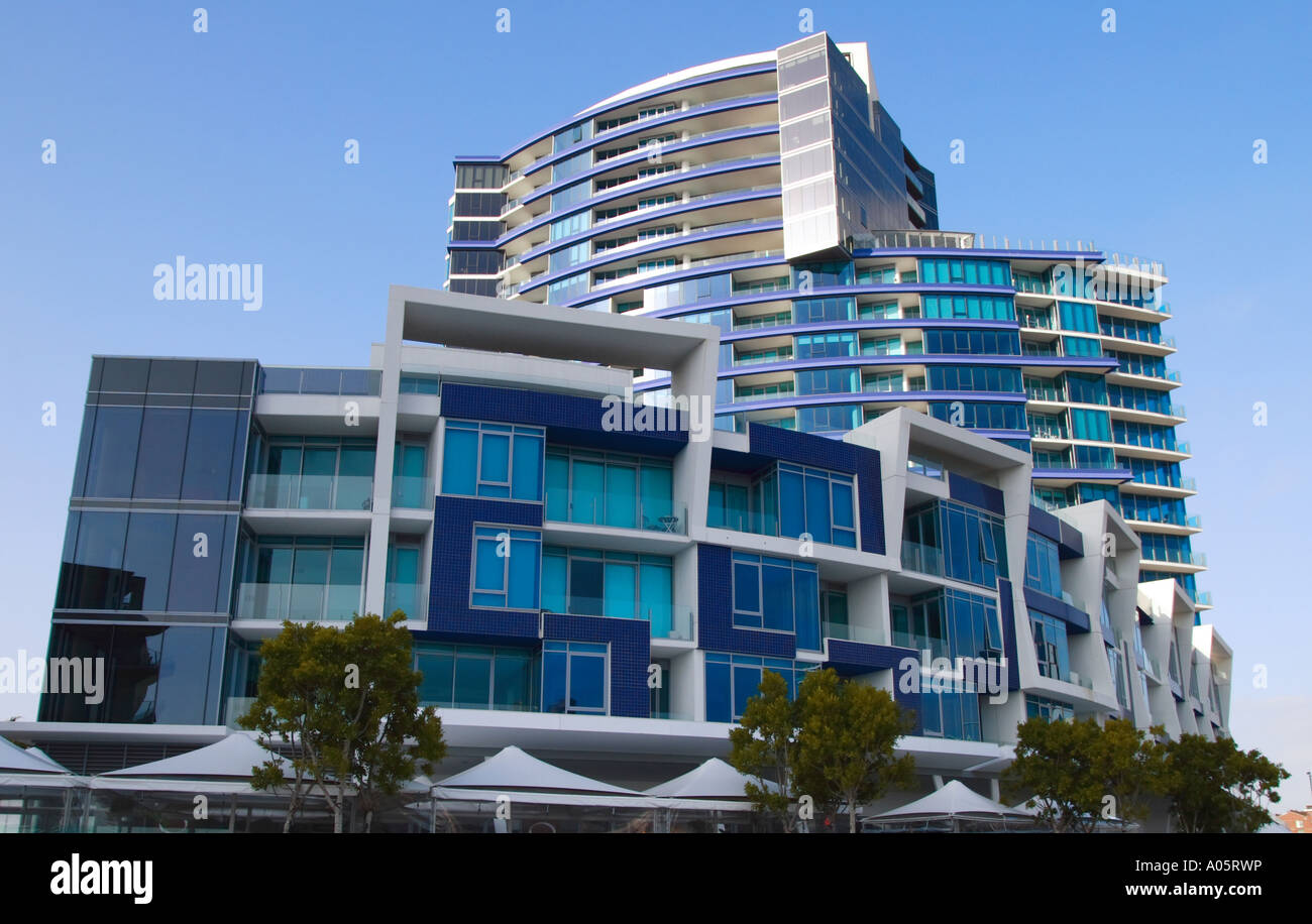 Modern building 2 Stock Photo - Alamy