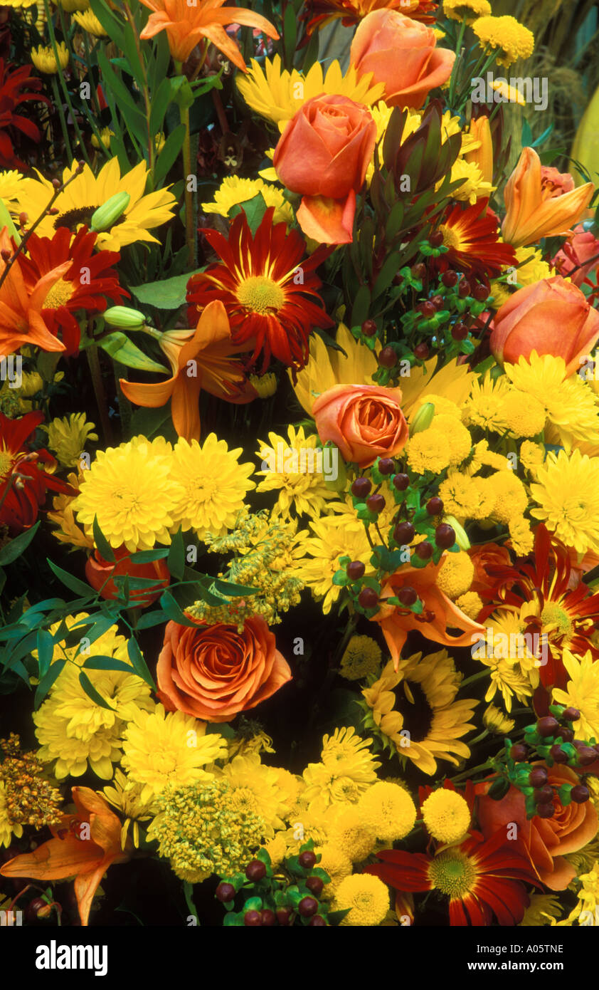 Flowwer bouquet hi-res stock photography and images - Alamy