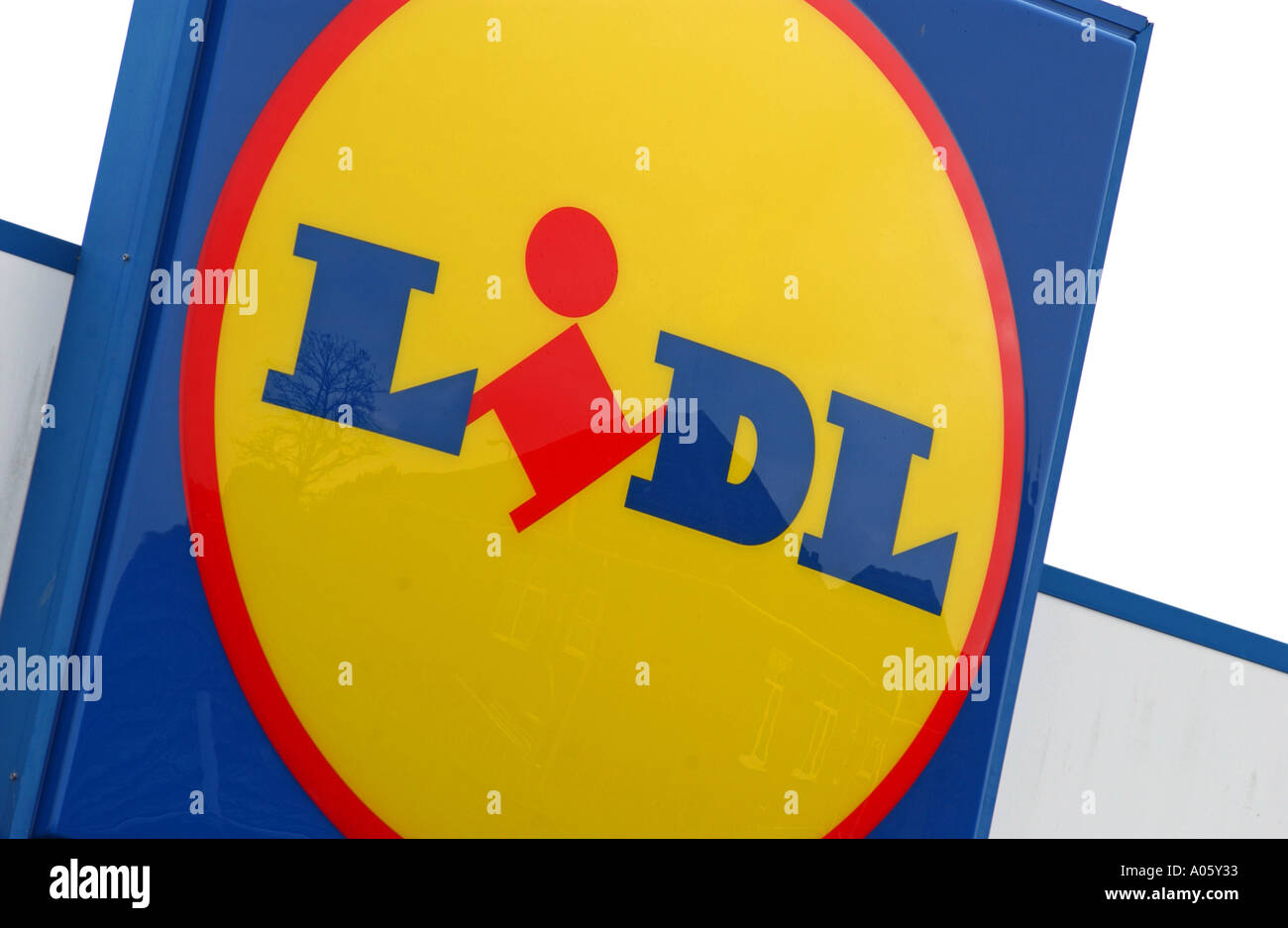 Lidl supermarket sign Stock Photo - Alamy